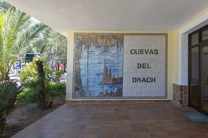 Caves Drach Boat Trip from Alcudia with Return Bus and Tickets - An In-Depth Look at the Caves Drach Tour from Alcudia  