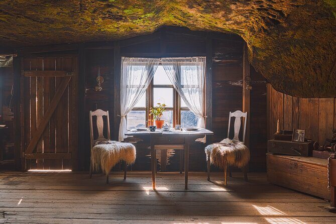 Caves of Laugarvatn Standard Tour - Pricing and Value