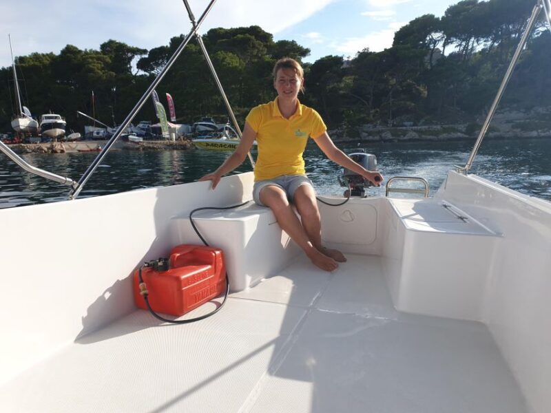 Cavtat: Self-Drive Boat Rental with 5 hp Engine (16 People) - Authentic and Uncrowded Exploration