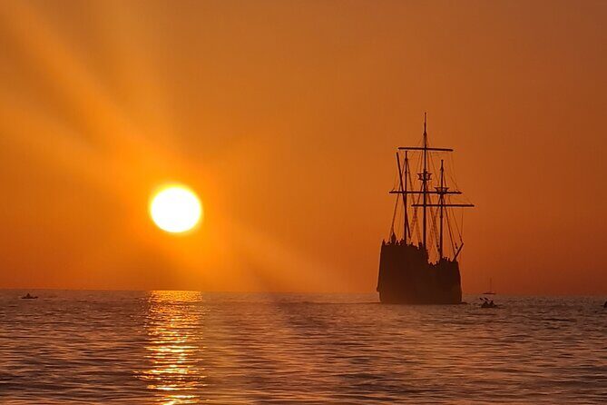 Cavtat Sunset Escape Romantic Cruise and Free Flowing Drinks - Key Points