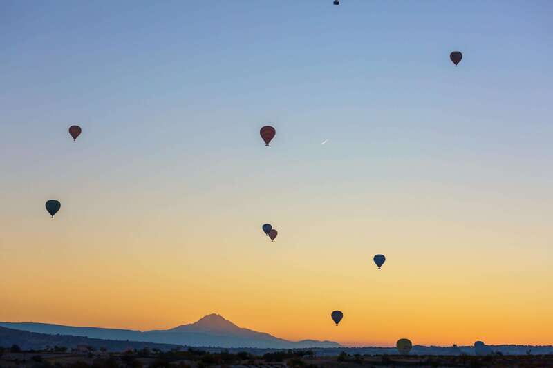 CDMX: Fly over Teotihuacan in a hot air balloon, with transfers and breakfast included. - The Breakfast and Toast: A Mexican Tradition