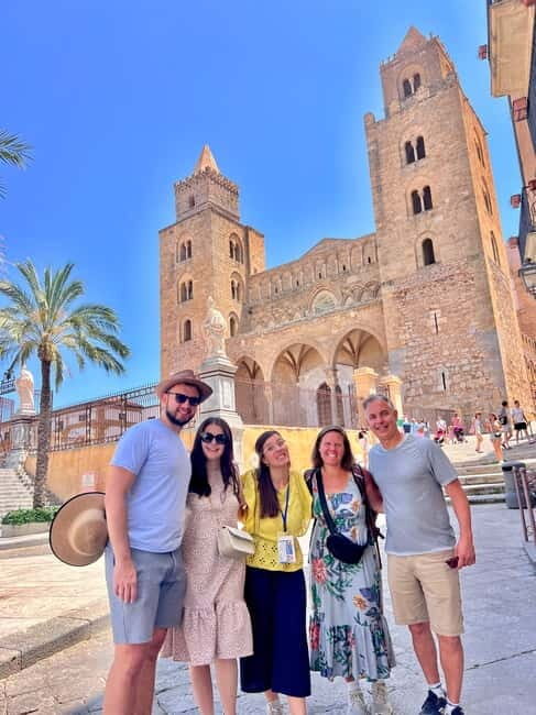 Cefalù: Walking Tour & Authentic Sicilian Aperitivo - Exploring Cefalù: A Walk Through History and Flavors