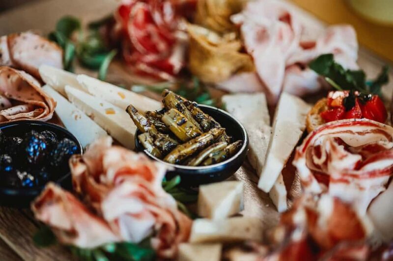 Cefalù: Walking Tour & Authentic Sicilian Aperitivo - Practical Details and Tips