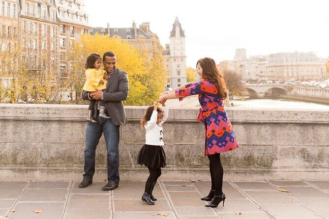 Central Paris Private Photo Session - Is This Experience Worth It?