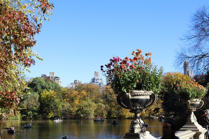 Central Park Scenic Walk with Local Guides - A Closer Look at the Central Park Scenic Walk