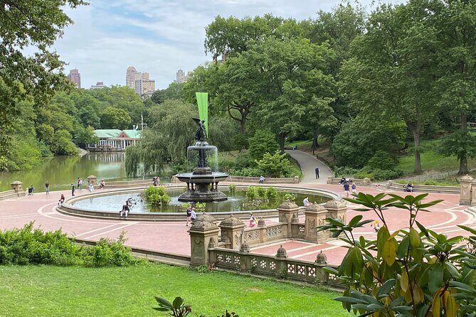 Central Park Scenic Walk with Local Guides - Who Should Book This Tour?