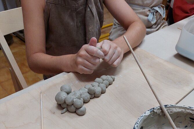 Ceramics Workshops For Kids Only / Artemida - A Creative Escape: What to Expect from the Workshop