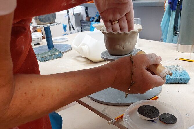 Ceramics Workshops For Kids Only / Artemida - FAQs