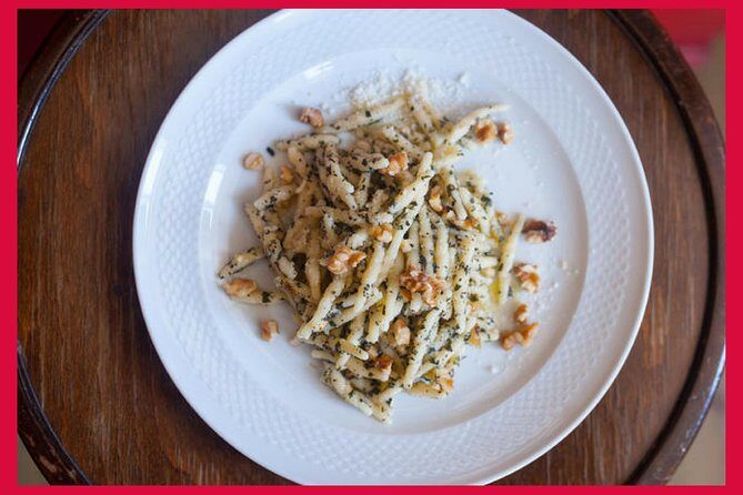 Cesarine: Dining & Cooking Demo at Local's Home in La Spezia - Key Points