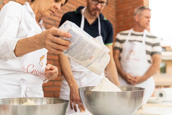 Cesarine: Home Cooking Class & Meal with a Local in Rome - Key Points