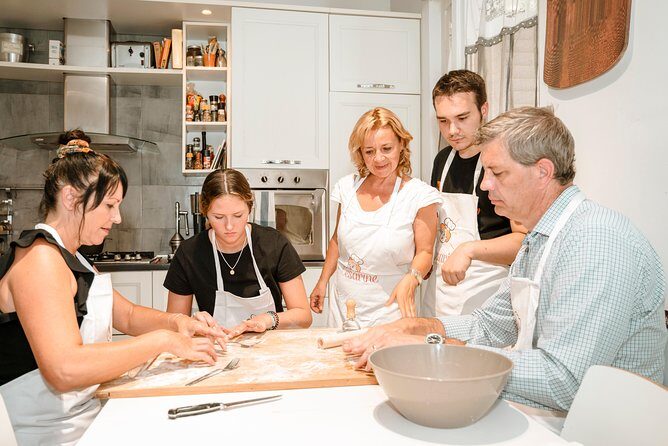 Cesarine: Market Tour & Cooking Class at Local's Home in Bologna - An In-Depth Look at the Tour Experience