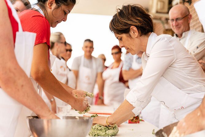 Cesarine: Small group Pasta and Tiramisu class in Bergamo - FAQs