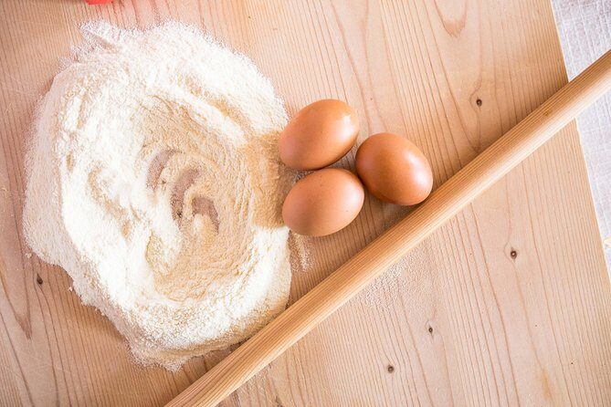 Cesarine: Small group Pasta and Tiramisu class in Padua - An In-Depth Look at the Padua Pasta & Tiramisu Class