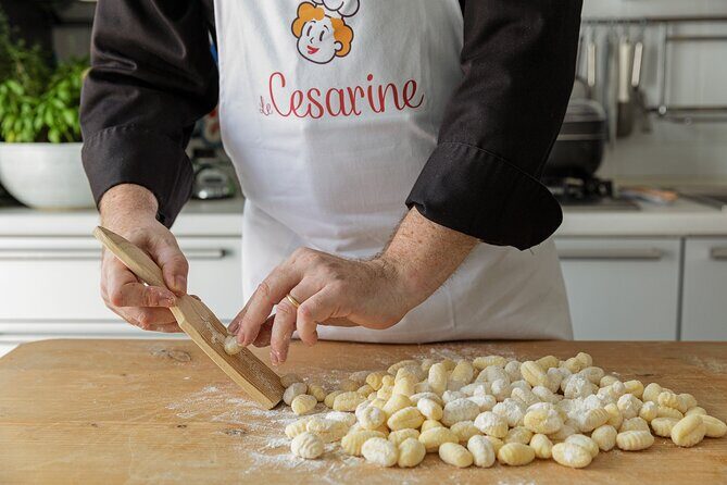Cesarine: Small group Pasta and Tiramisu class in Siracusa - Who Should Book This Experience?