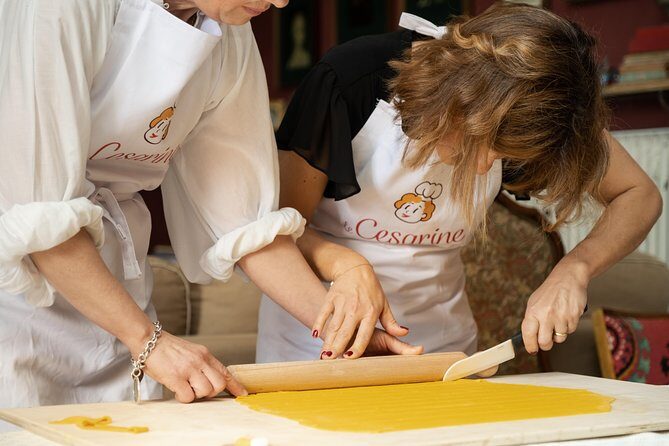 Cesarine: Small group Tortellini Class at Local's Home in Bologna - Key Points