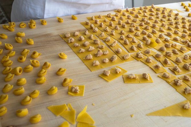 Cesarine: Small group Tortellini Class at Local's Home in Bologna - FAQs
