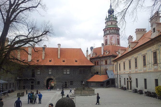 Cesky Krumlov One Day Trip from Prague by bus - FAQs