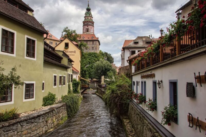 Cesky Krumlov Private Day Trip from Prague - Key Points
