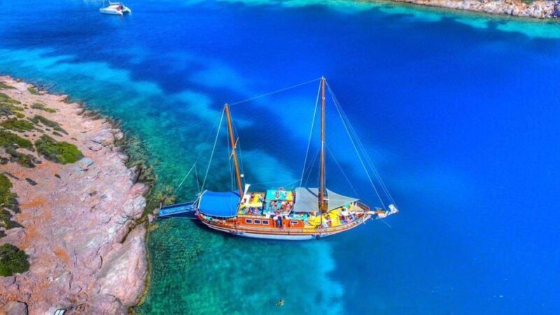 Cesme: Small Group Boat Tour with Open Buffet Lunch - The Itinerary: What You Can Expect