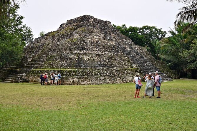Chacchoben Mayan ruins with tour guide - Key Points