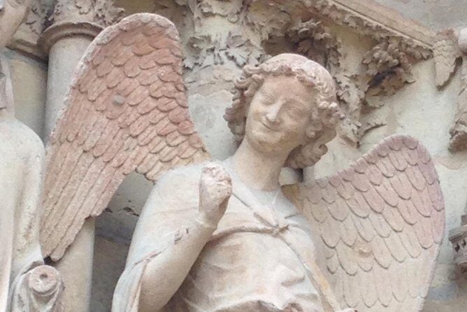 Champagne Private Tour Veuve Clicquot Tasting from Reims Epernay - FAQ