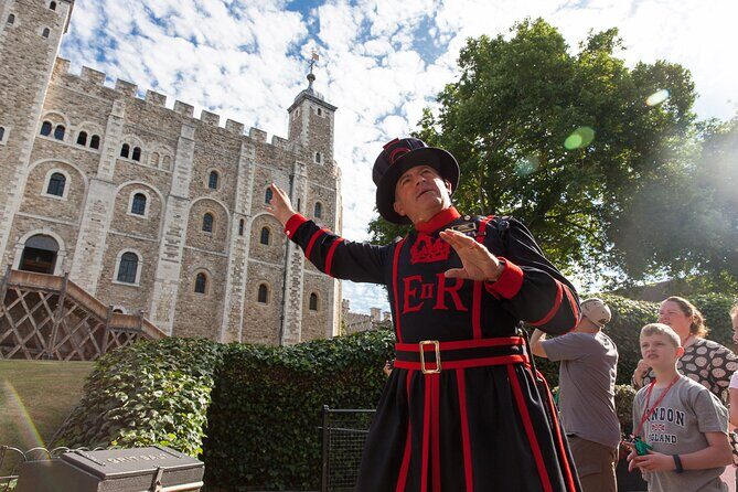 Changing of Guards, Big Ben, Tower of London, Beefeaters & Cruise - Who Would Benefit Most From This Tour?