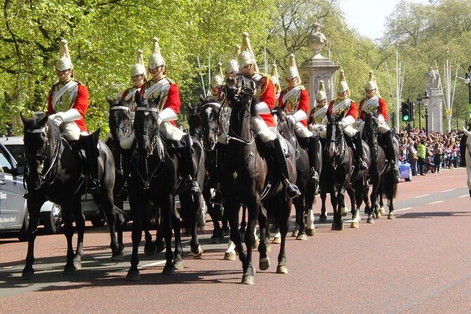 Changing of the Guard Guided Walking Tour Semi-Private 12ppl Max - Final Thoughts