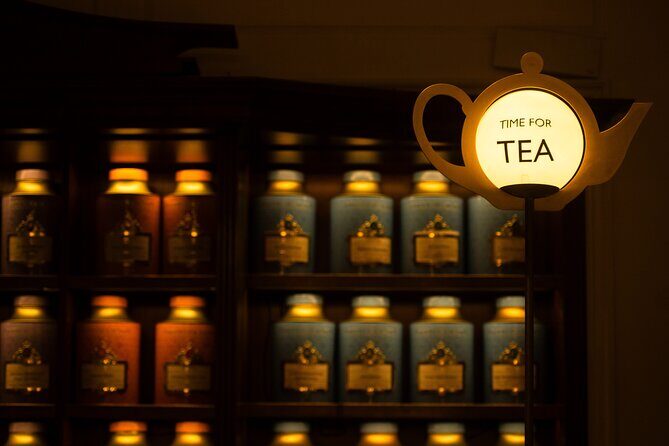 Changing of the Guard & Royal Food Tour with 15+ Tastings - Who Will Love This Tour?