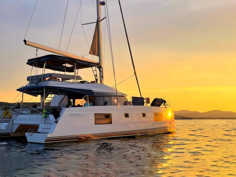 Chania: Afternoon Catamaran trip - Dinner, Drinks & Sunset - The Experience: Setting Sail in Style