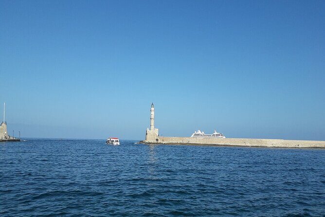 Chania: Old Town, Public Market, Hill of Prophet Elias, Agia Triada - Stop 1: Venizelos Graves at the Hill of Prophet Elias