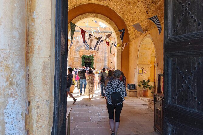 Chania: Old Town, Public Market, Hill of Prophet Elias, Agia Triada - Expert Guides Make a Difference