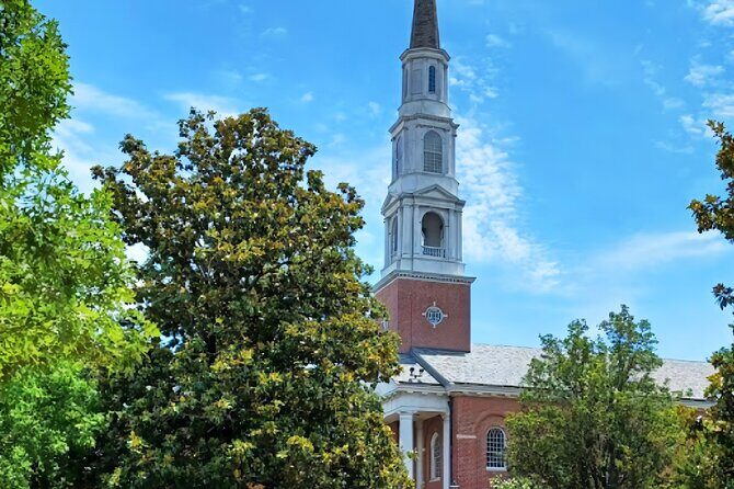 Chapel Hill Historic Churches History and Architecture Tour - Who Guides You?