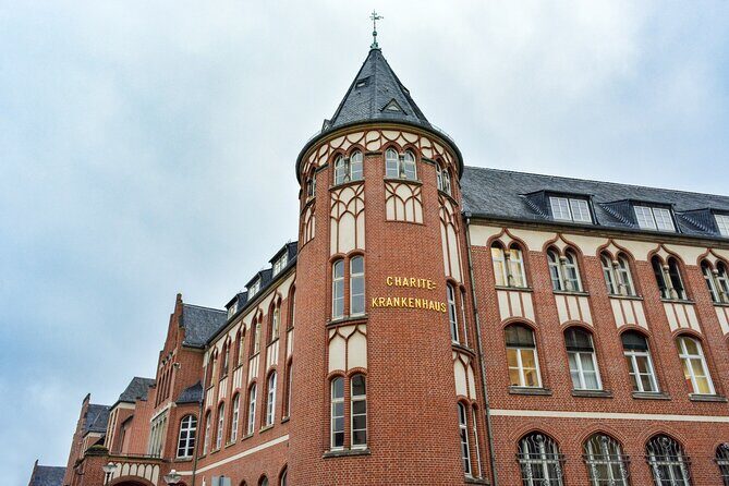 Charité Hospital Walking Tour: Exploring Berlins Medical History - Key Points