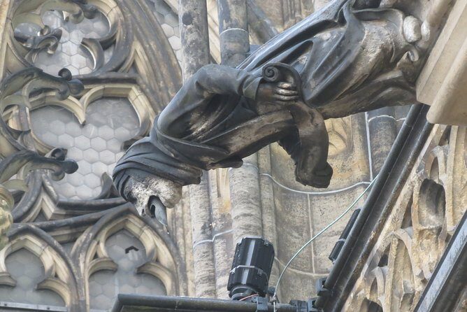 Charles Bridge and Prague Castle Walking Tour - Practical Tips for the Tour