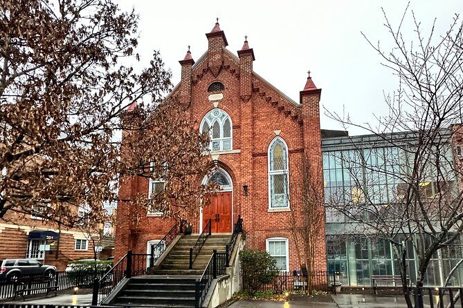 Charlottesville Historic Downtown APP/GPS Smartphone Walking Tour - The Connection to Dave Matthews