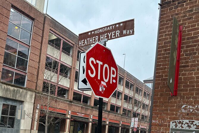 Charlottesville Historic Downtown APP/GPS Smartphone Walking Tour - Final stop at Daedalus Bookshop