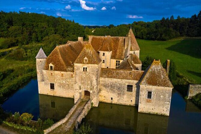 Château de Buranlure 1000 Years of History Heritage and Oenology - Who Will Love This Tour?