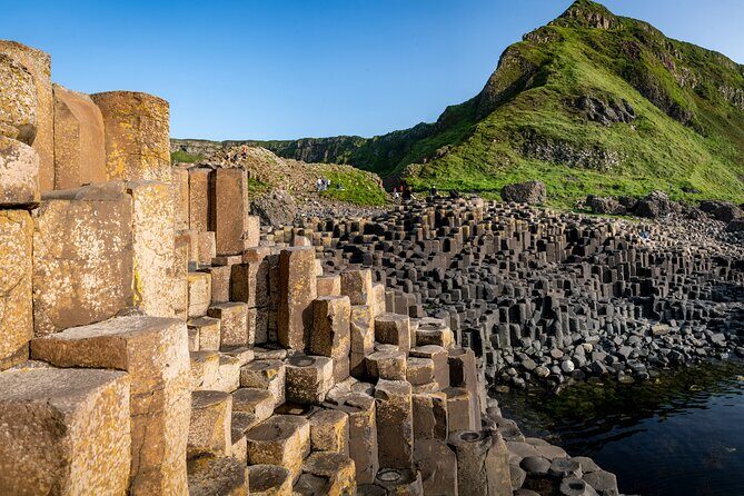 Chauffeur Giants Causeway & Belfast Private Day Tour From Dublin - The Itinerary: An In-Depth Look