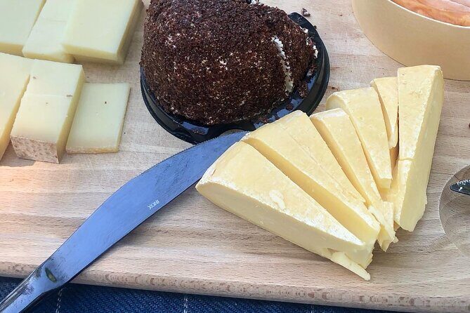 Cheese and Wine Pairing 1-Hour Session in Dijon - Key Points