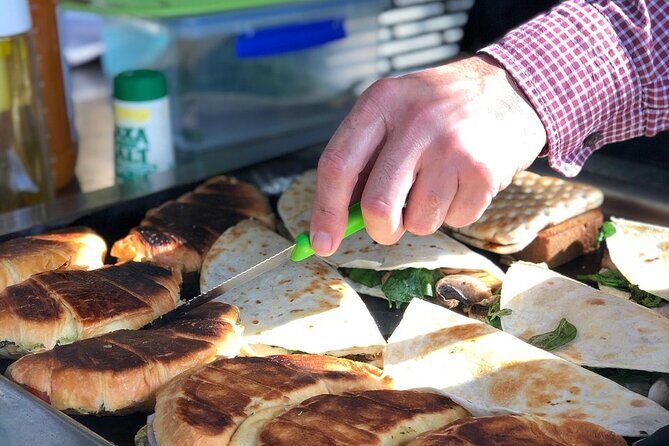 Chef-Led Hunter Valley Gourmet Food and Wine Day Tour from Sydney - Returning via Sydney Harbour Bridge