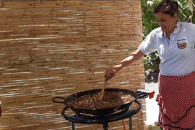 Chefcooking Paella from our Andalusian Grandmother at a Family Farm - FAQ