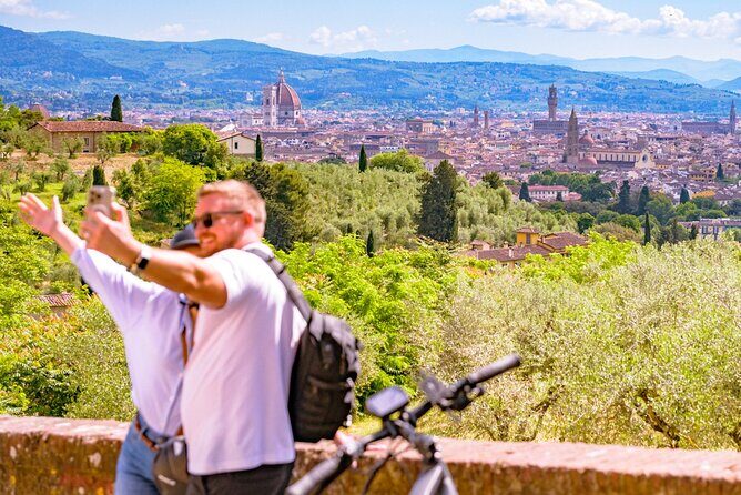 Chianti Hills E-Bike Tour with Tuscan Lunch & Two Wine Tastings - An Overview of the Chianti Hills E-Bike Tour