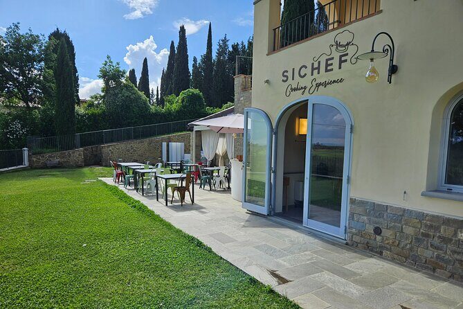 Chianti - Pizza and Tiramisu Course for Only Small Groups - Who Should Consider This Experience?