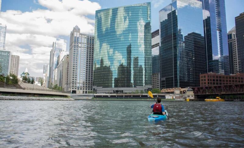 Chicago: 2-Hour Downtown Kayak Rental - Key Points