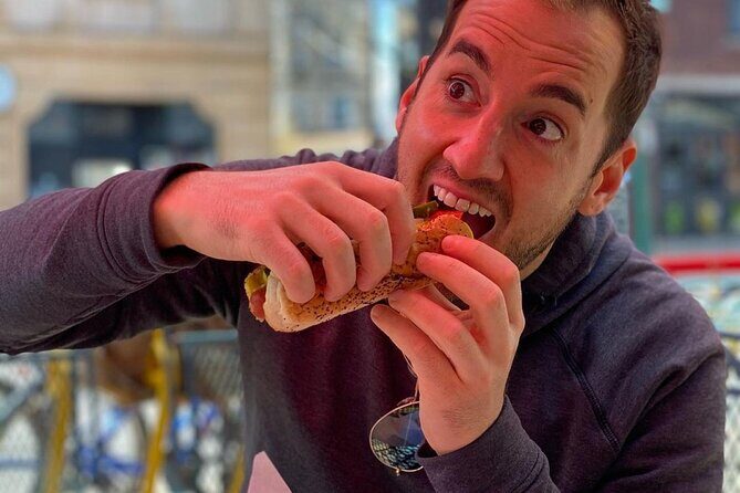Chicago Half-Day Walking Food Tour with Free Bike or Kayak Rental - Chicago Half-Day Walking Food Tour with Free Bike or Kayak Rental: A Complete Guide