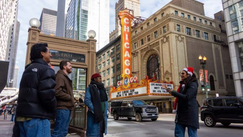 Chicago Loop: Art, Skyscrapers, Millennium Park & "The Bean" - Accessibility and Comfort  