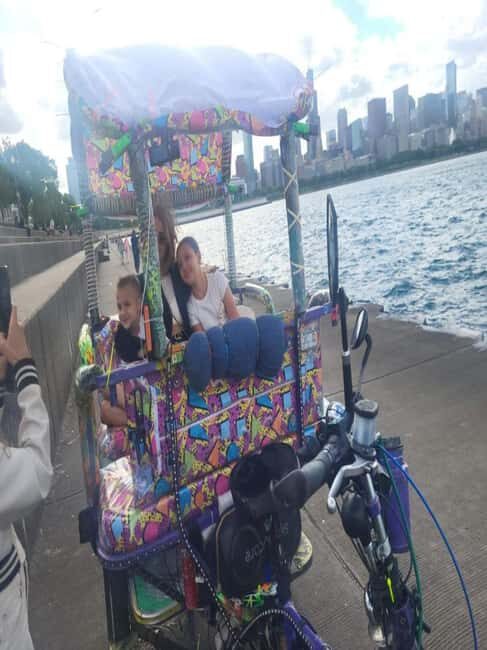 Chicago: Pedicab Tour with Music and Sights - Who Is It Best For?