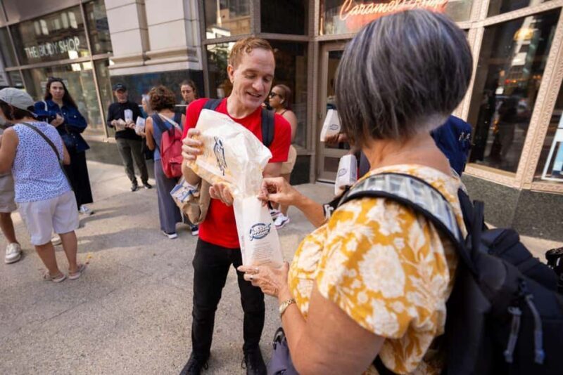 Chicago: Prohibition-Era Culture & Architectural Treasures - The Practical Side: What to Expect