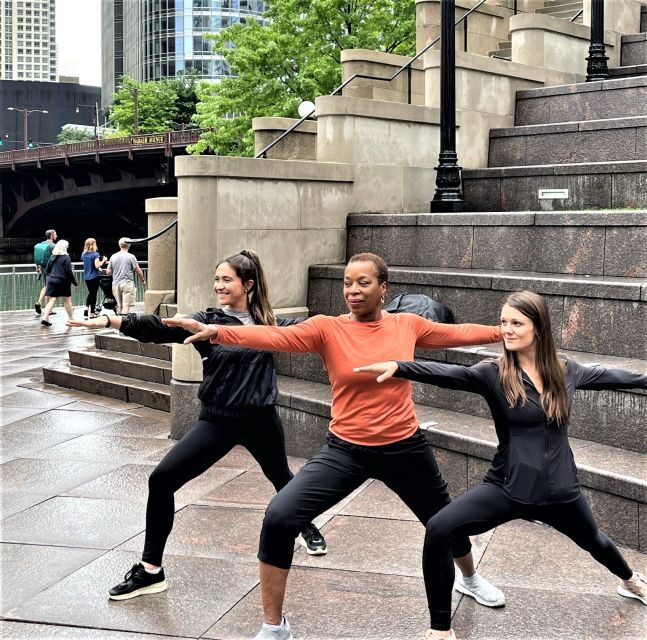 Chicago River Yoga Walk - Key Points
