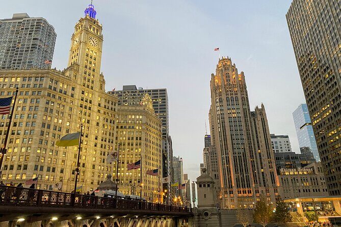 Chicago Riverwalk Architecture Walking Tour and Discover Skyline - FAQ
